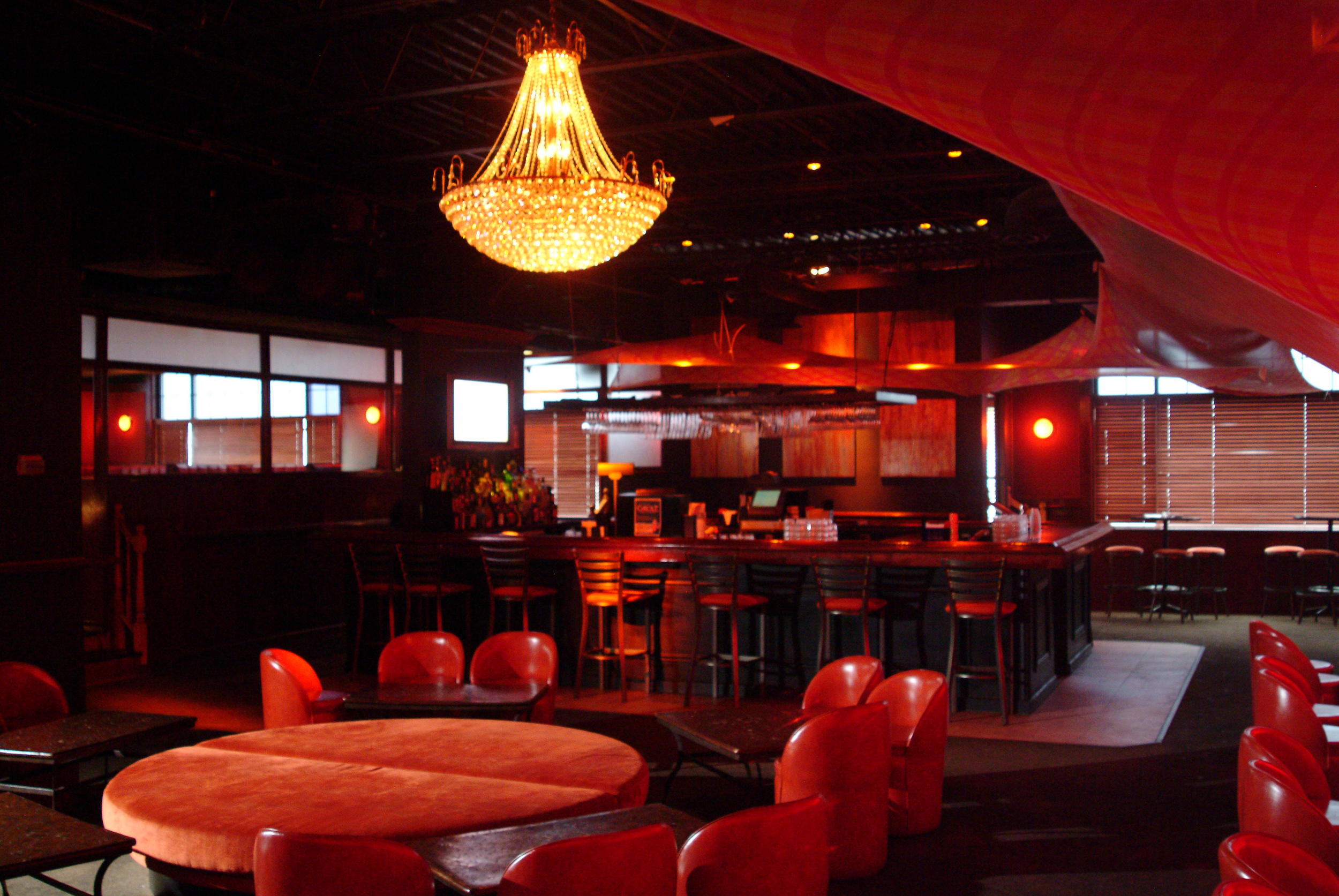 Circa Restaurant - gk+a Architects, PC