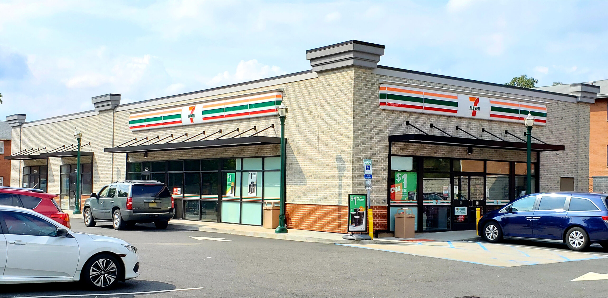 7-Eleven - gk+a Architects, PC
